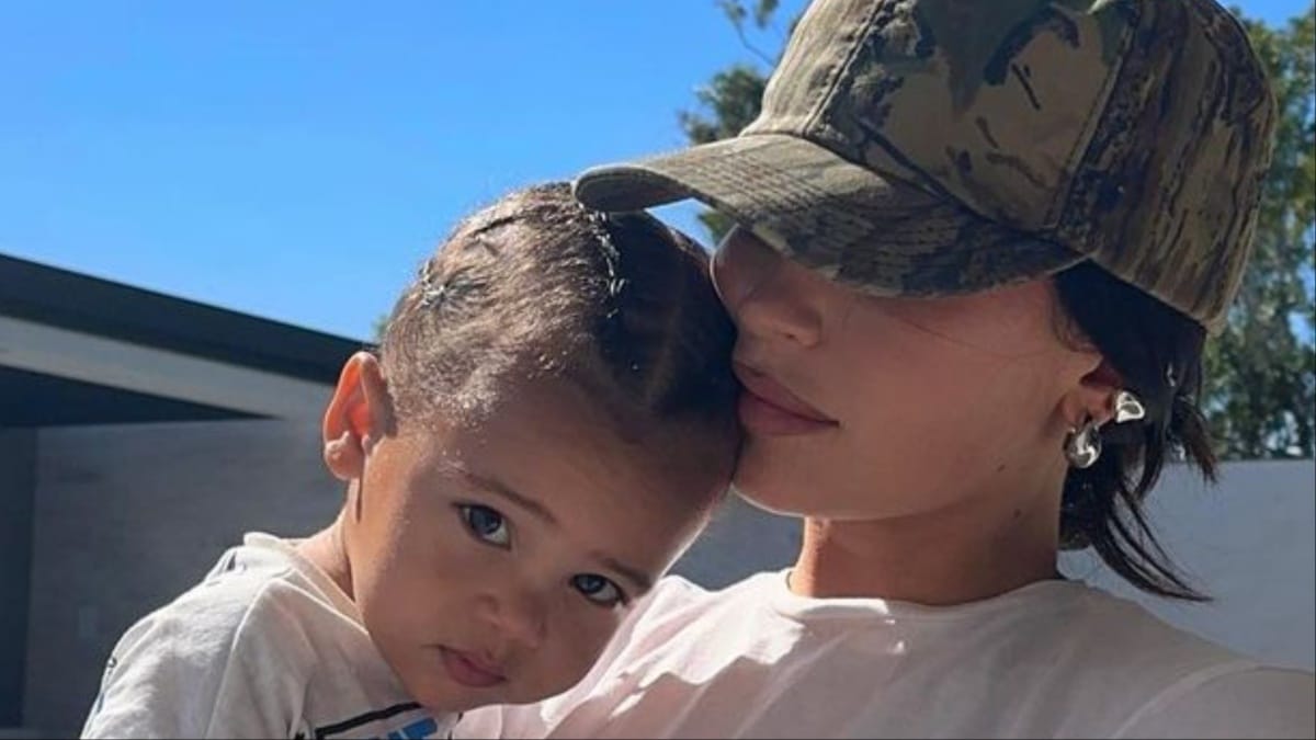 Kylie Jenner sends fans into a frenzy by singing her ABCs with son Aire