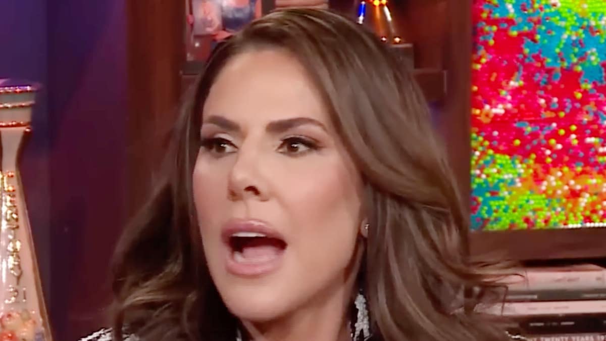 RHONJ fans slam Jenn Fessler for leaving Rails Steak House: 'She runs ...