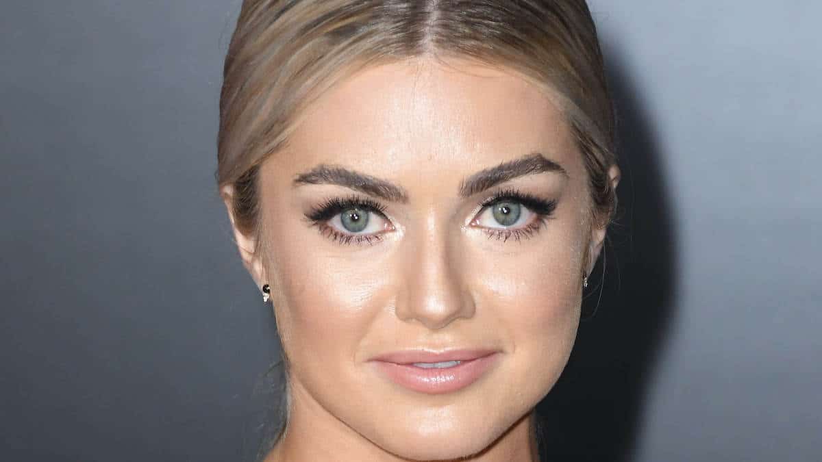 DWTS fans believe Season 33 cast will include returning pro dancer