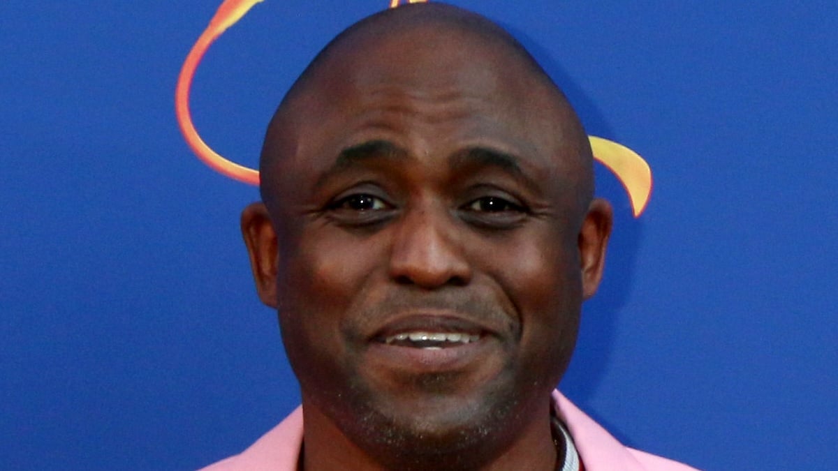Wayne Brady appears at ‘Dr. Phil Live’ holiday show with Jaleel White ...
